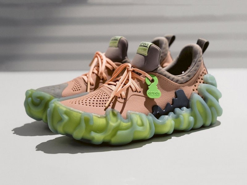 FASHION, CROCS-BREAKS-THE-MOLD-AND-LAUNCHES-ITS-FIRST-SNEAKER - SERMA.NET